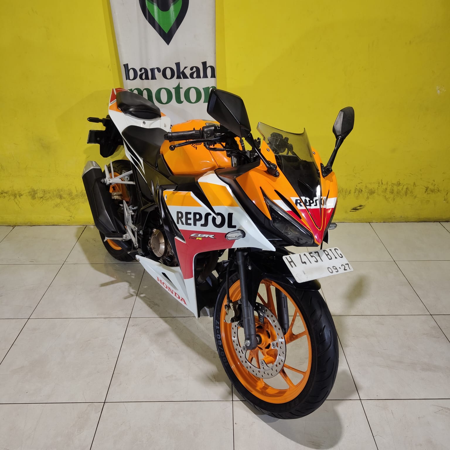 CBR 150R REPSOL 2017 - Barokah Motor Bekas Magelang